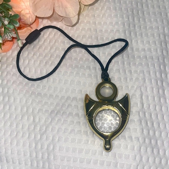 Vintage | Toys | Vintage 995 Power Rangers Crystal Necklace | Poshmark